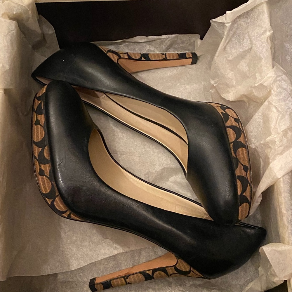 Coach Layla Signature Heels - Gem